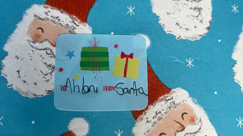 THP searching for family after trooper finds gift from Santa on I-40 THP searching for family after trooper finds gift from Santa on I-40