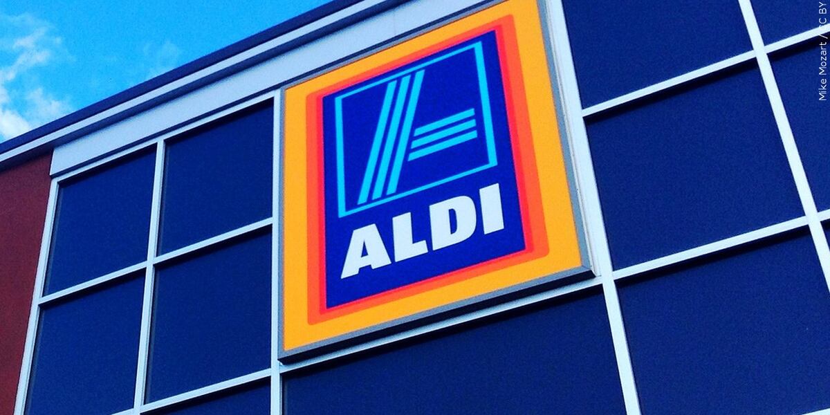 Thief threatens to shoot Nashville Aldi employees: police Thief threatens to shoot Nashville Aldi employees: police